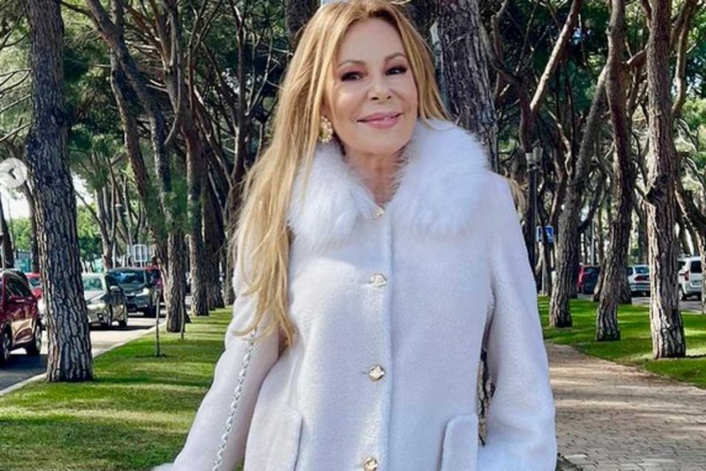 Atriz espanhola de 68 anos da à luz a neta. Entenda!