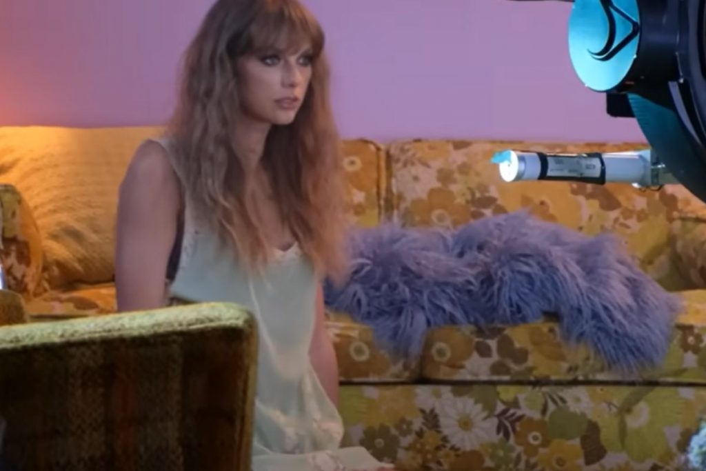 Taylor Swift divulga os bastidores do clipe de 'Lavender Haze' - OFuxico