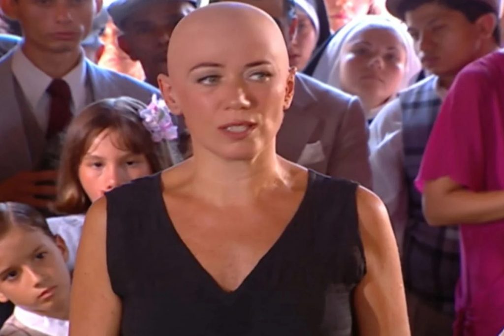 Chocolate Com Pimenta: Bárbara aparece de surpresa e choca todos