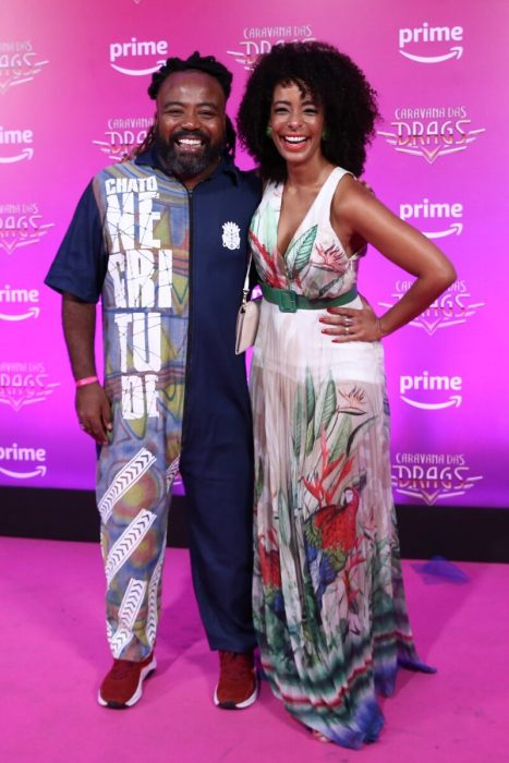 Xuxa e Ikaro Kadoshi comandam festa da 'Caravana das Drags'