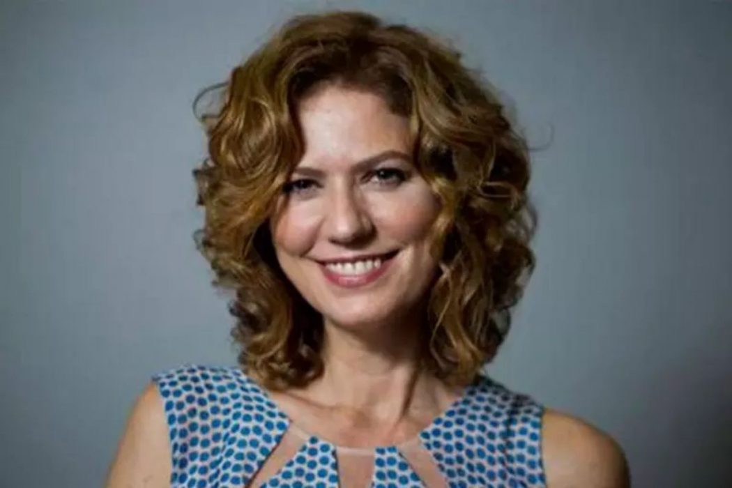 Patrícia Pillar chega a São Paulo para celebrar Shakespeare