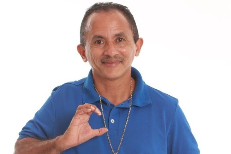 Manoel Gomes vai aposentar a caneta azul? Saiba! - OFuxico