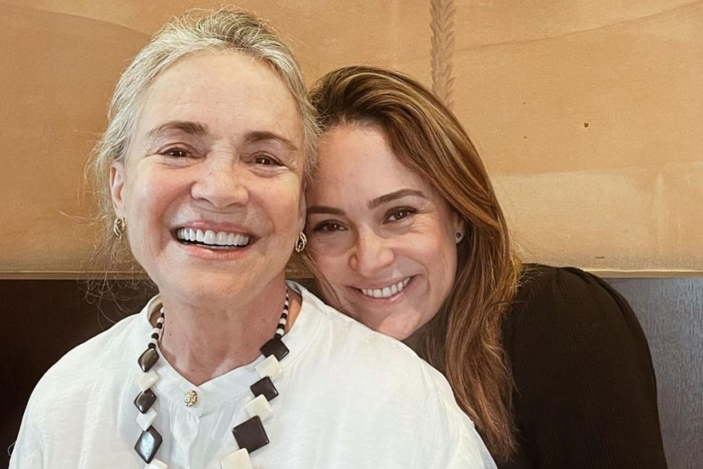 Regina Duarte ganha homenagem de Gabriela Duarte no Dia das Mães