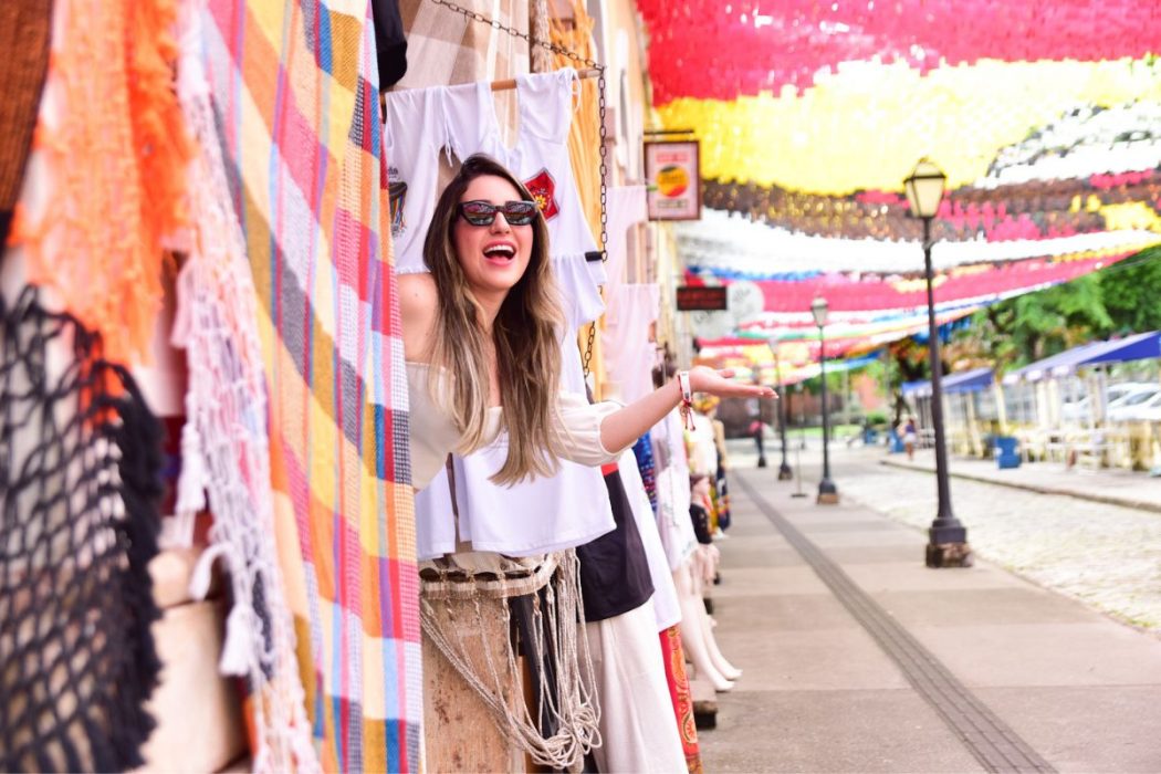 Amanda, campeã do BBB23, faz visita em Centro Histórico. Fotos!