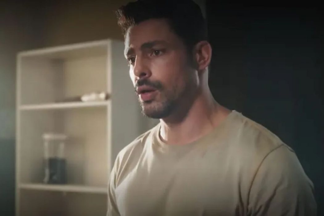 Terra e Paixão: Caio surta ao descobrir relacionamento secreto de Daniel