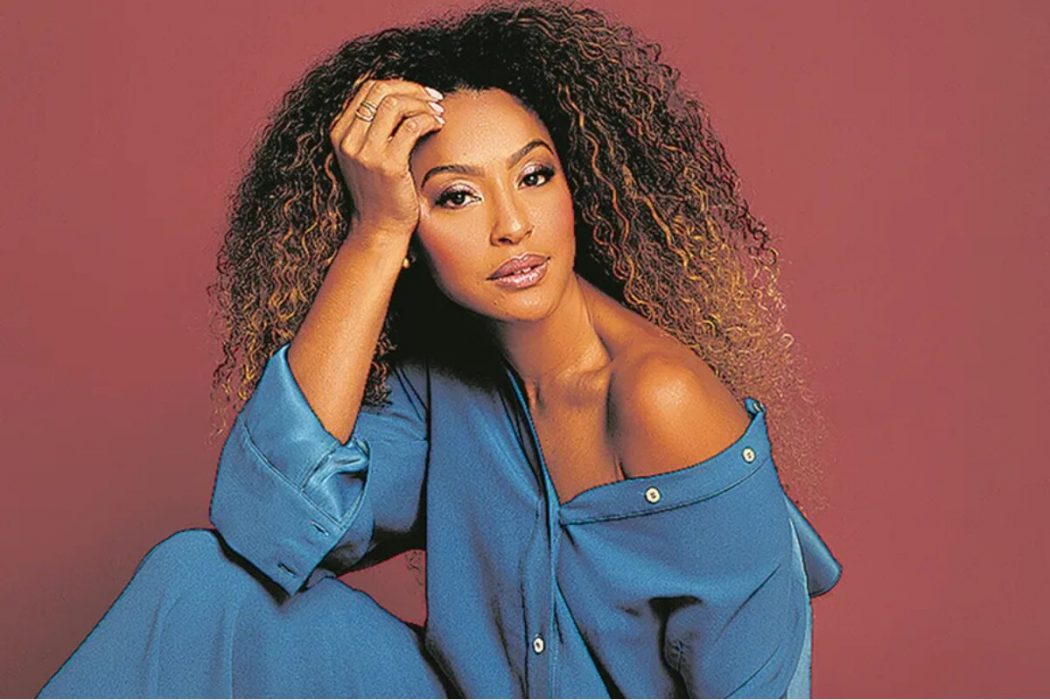 Sheron Menezzes é internada e se afasta de 'Vai na Fé'