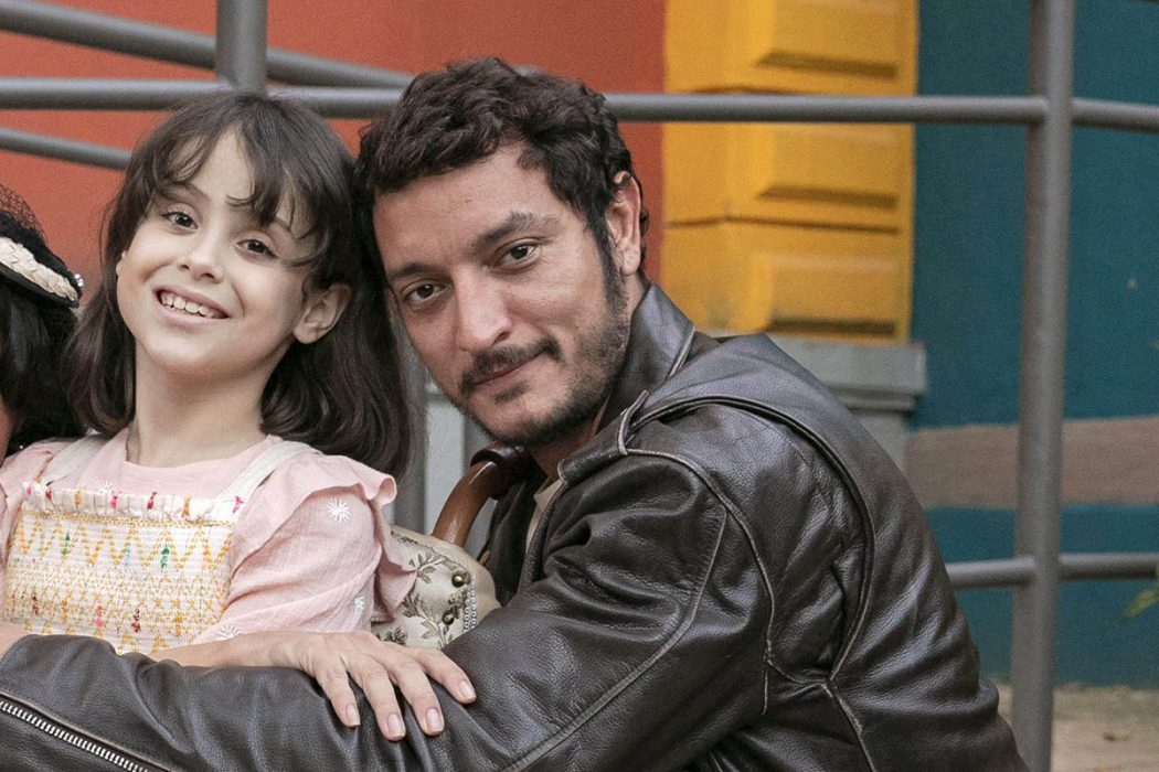 Amor Perfeito: Clara surpreende Frei João com declaração