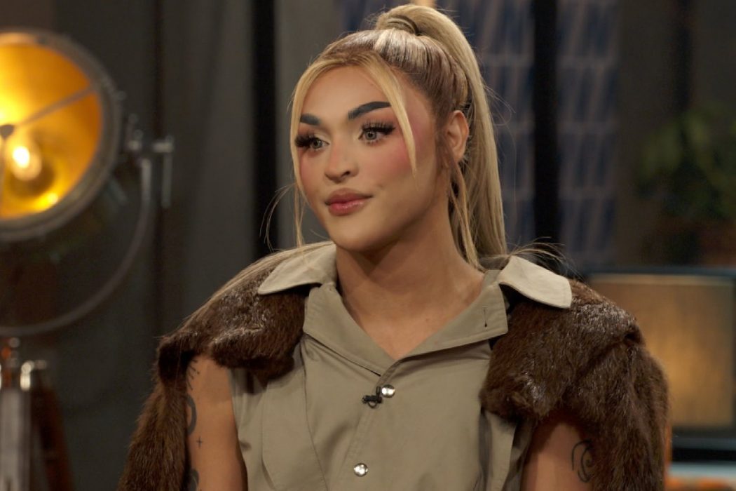 Pabllo Vittar responde curiosos e mostra tudo em foto frontal - OFuxico