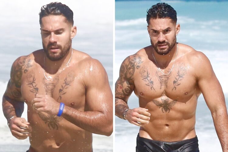 De Férias com o Ex? Bil Araújo exibe músculos ao sair do mar - OFuxico