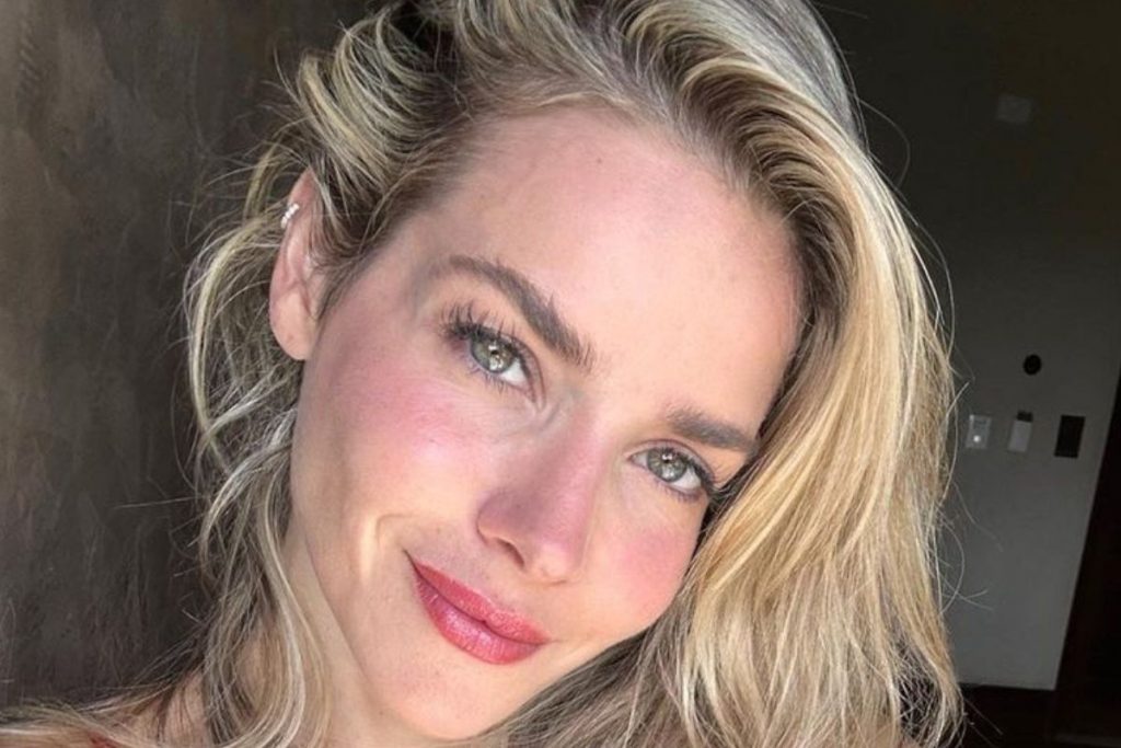 Monique Alfradique muda o visual para 'Elas por Elas', da Globo - OFuxico