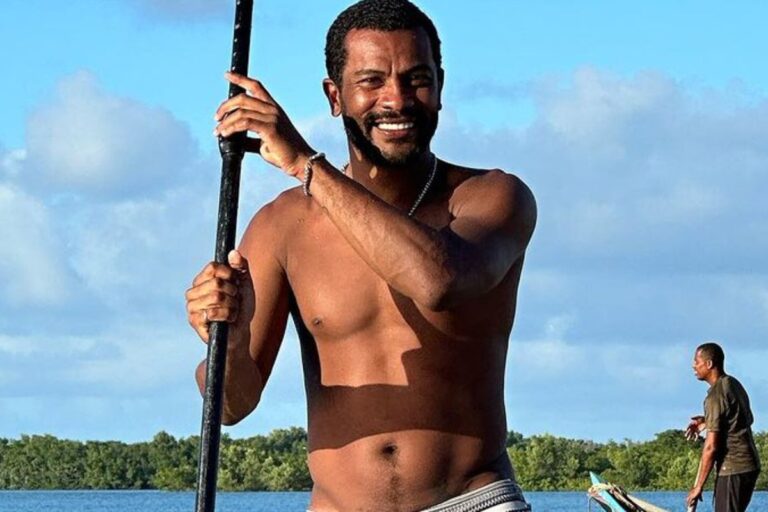 Samuel de Assis se despede de férias e arranca suspiros sem camisa