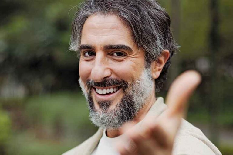 Marcos Mion adota visual moicano. Veja e saiba o motivo!