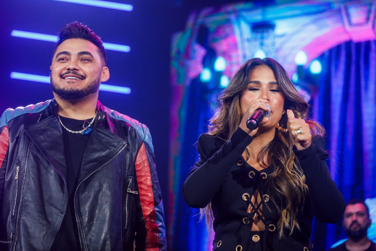 Simone Mendes e Gaab, filho de Rodriguinho, cantam em DVD - OFuxico