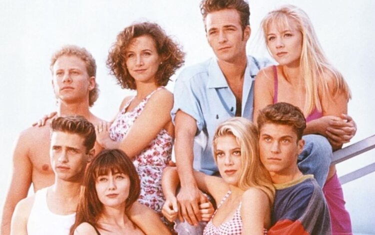 Elenco de 'Barrados no Baile' prepara homenagem a Shannen Doherty