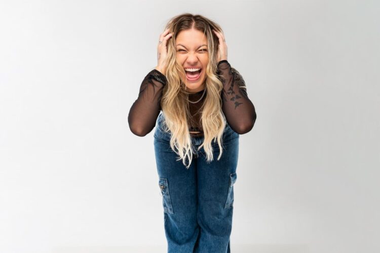 Thiaguinho assina composição de novo single da cantora Gica - OFuxico