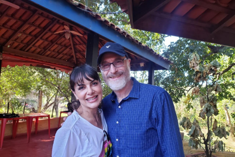 Lis Luciddi e Odilon Wagner celebram sucesso de O Anel de Eva - OFuxico