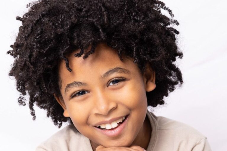 Victor Lima comemora estreia nas novelas - OFuxico