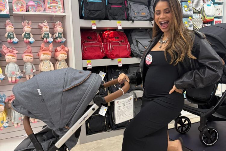 Lexa faz enxoval de bebê nos Estados Unidos - OFuxico