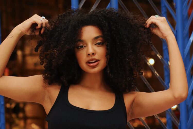 Laura Castro revela projeto para 2025 - OFuxico