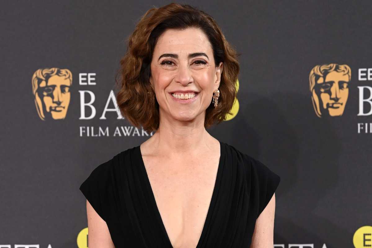BAFTA 2025: Fernanda Torres se encontra com Pamela Anderson - OFuxico