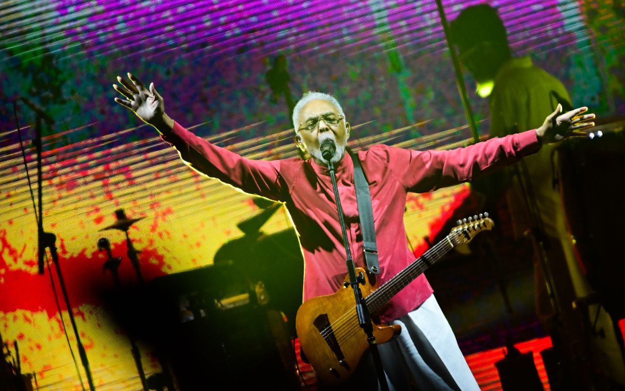 Gilberto Gil canta com Sandy e Arnaldo Antunes em SP – - OFuxico