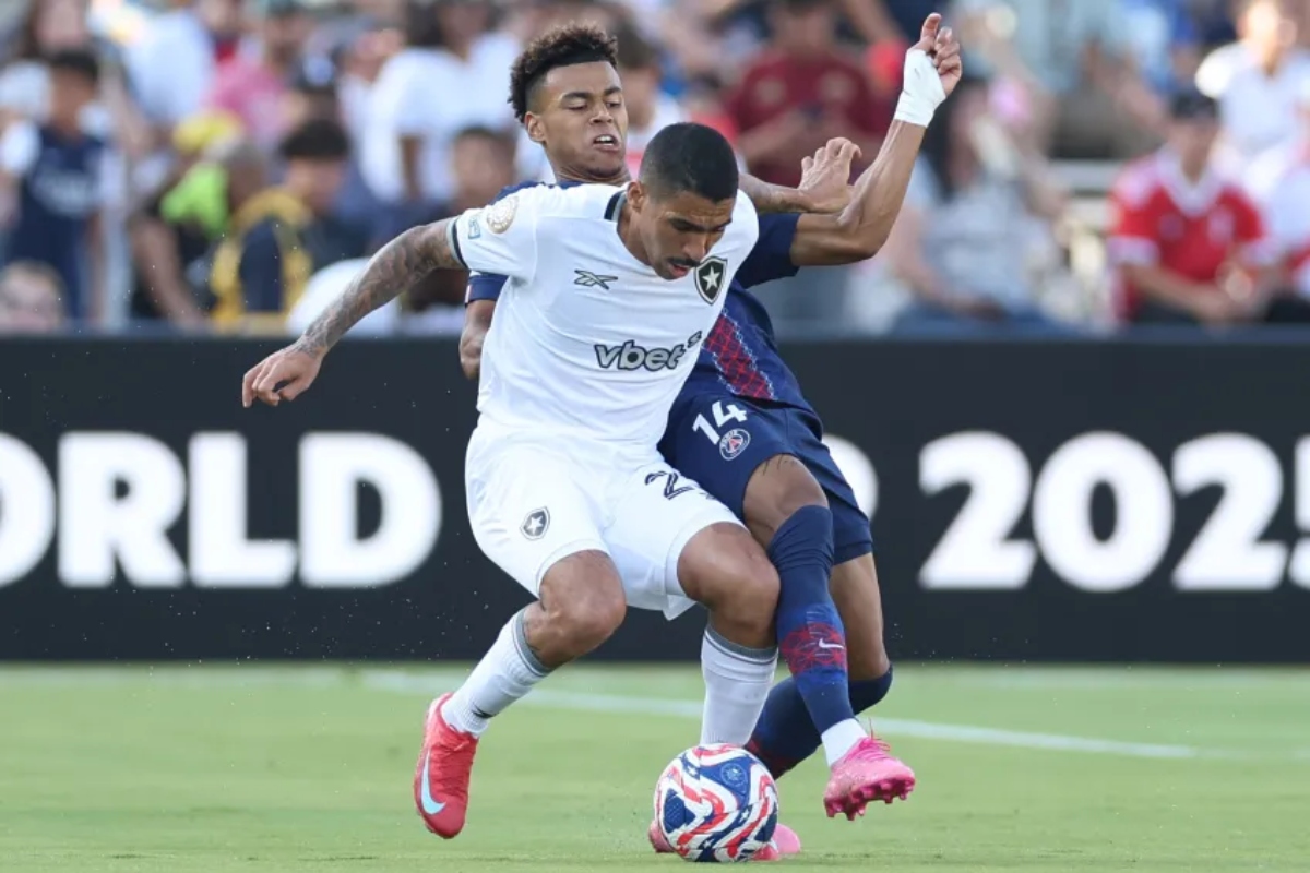 Botafogo domina o PSG e faz história na Califórnia