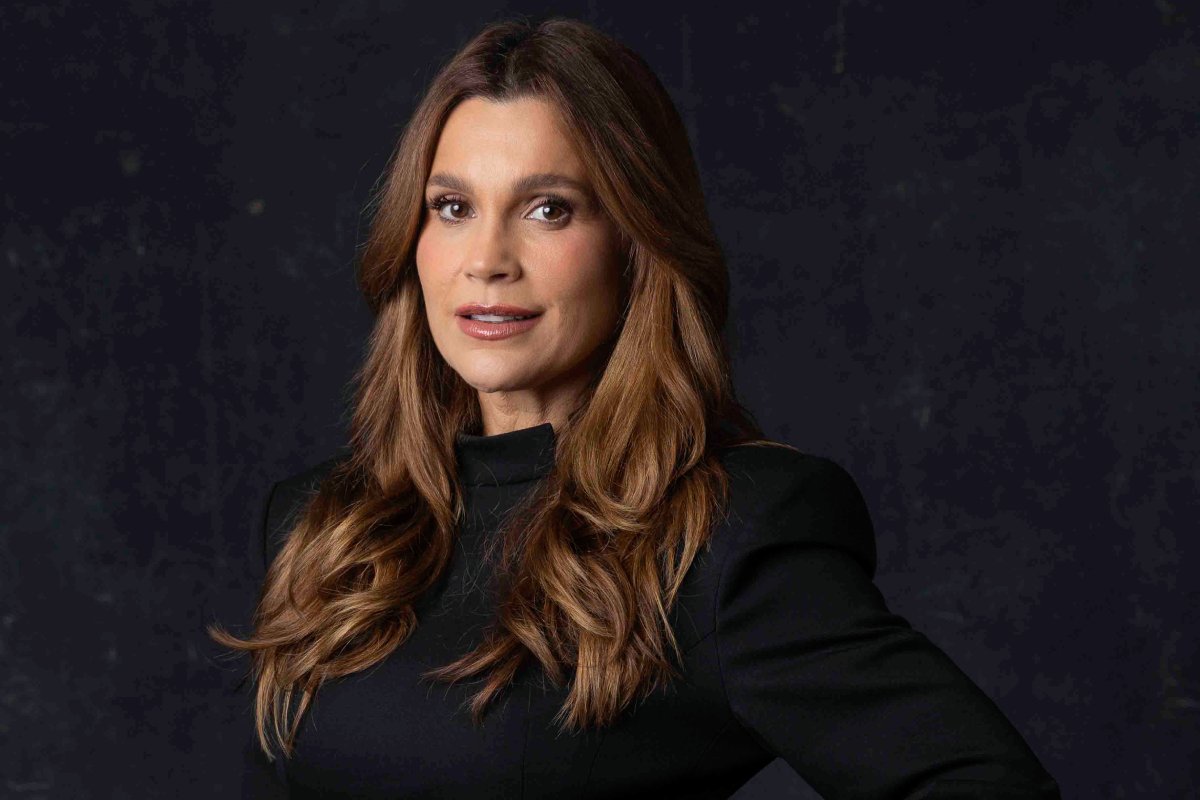 Êta Mundo Melhor: Sandra revela como fugiu para a Europa - OFuxico