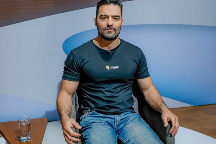 'Tenho recebido muitas ameaças de morte', diz Arthur do Val - OFuxico