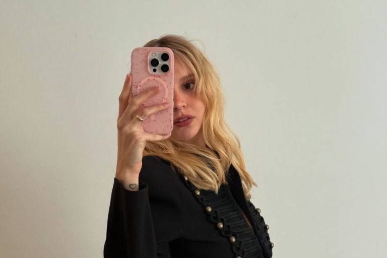 Isabella Scherer encanta ao mostrar os filhos gêmeos com looks de Festa ...